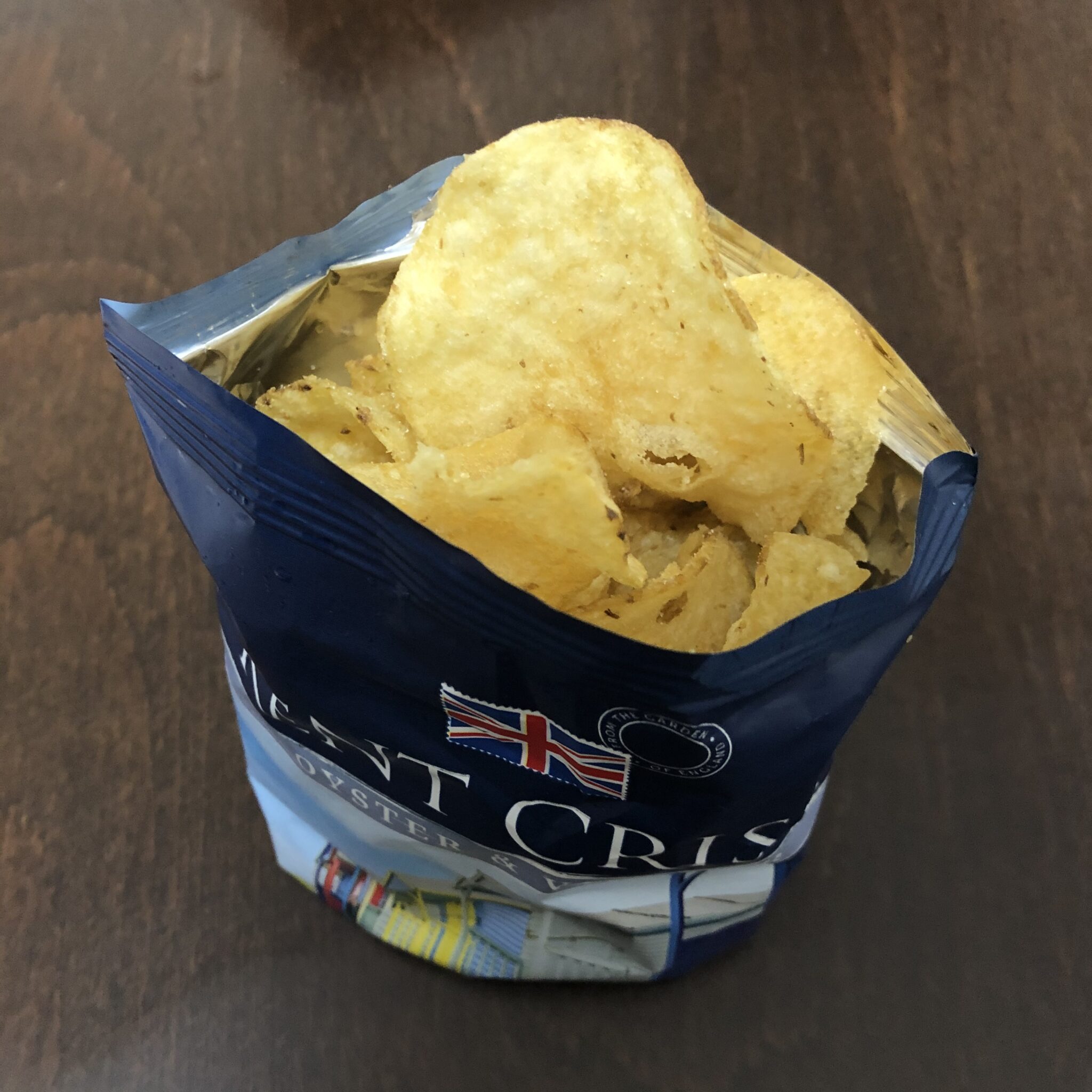 〈イギリス製〉「KENT CRISPS（ケントクリスプス） ポテトチップス オイスター＆ビネガー」を実食 | ポテトチップス王国